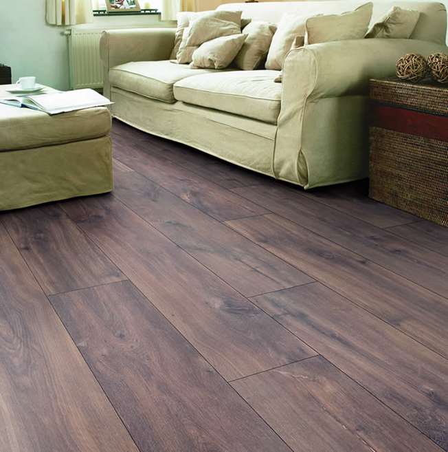 Quickstep Classic Laminate Flooring in Midnight Oak Brown CLM1488